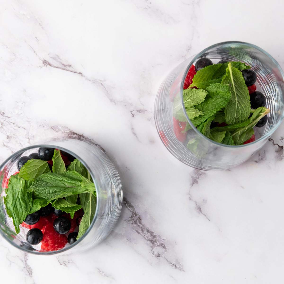 10-Minute Berry Mocktail Recipe